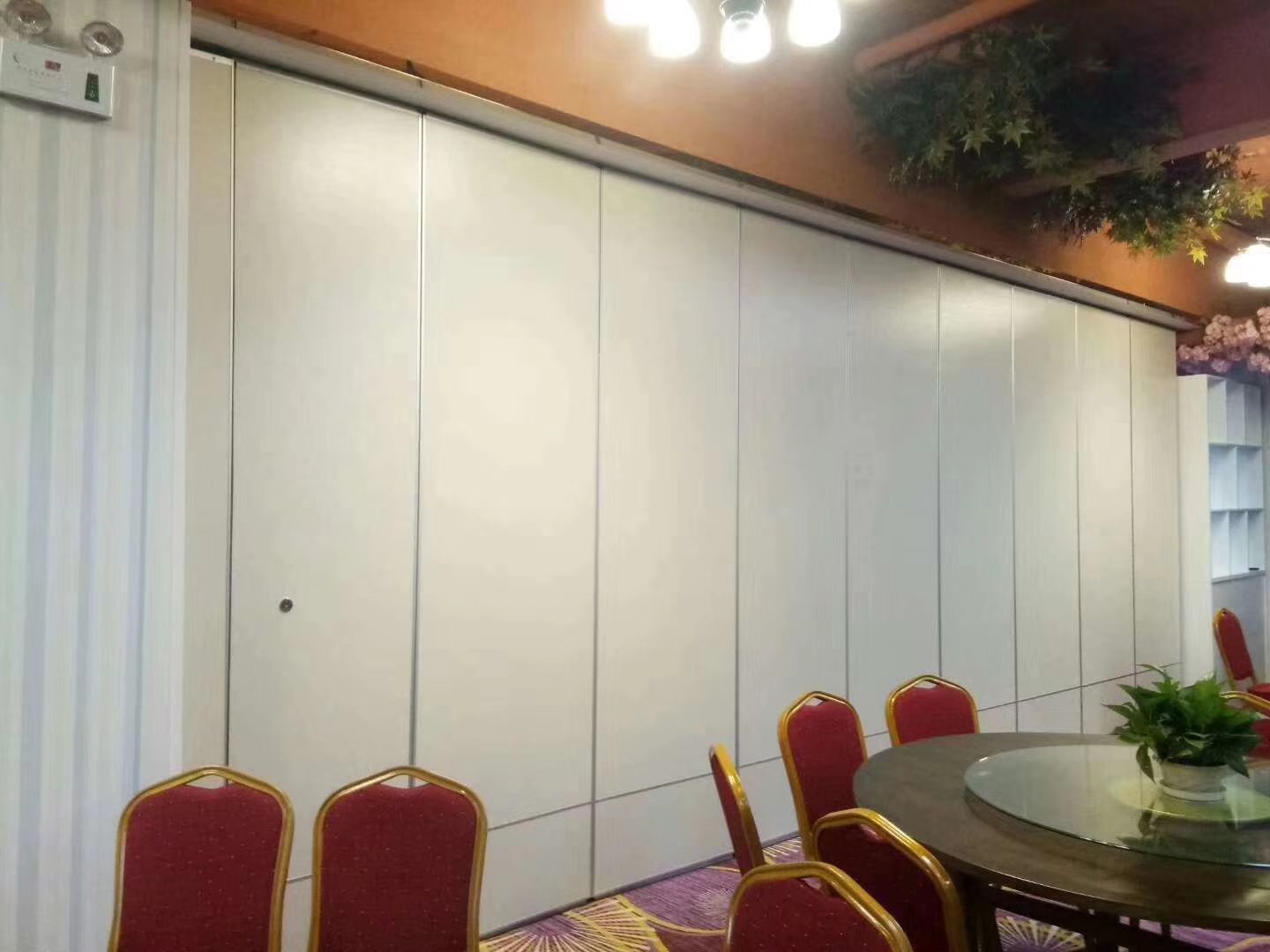 Ballroom Movable Sound Proof Partition 100 mm Tebal / Dinding Partisi ...
