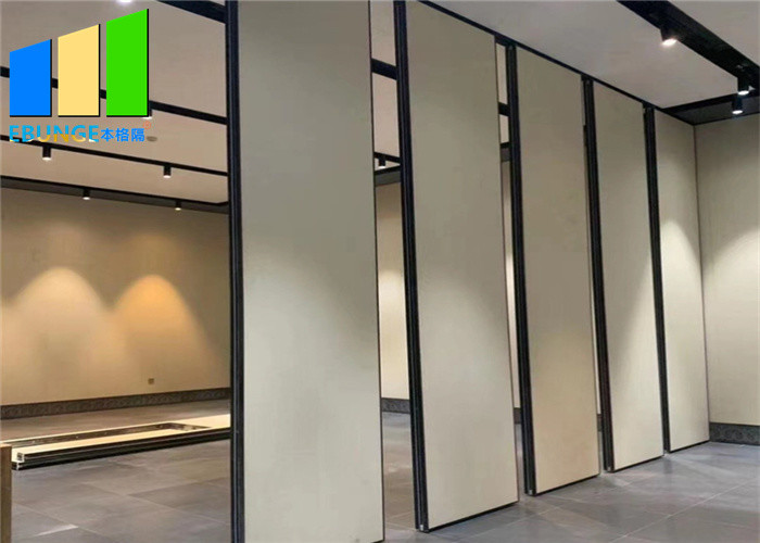 Dinding Partisi Lipat Kayu MDF Modern Akustik Bergerak Untuk Ruang Restoran